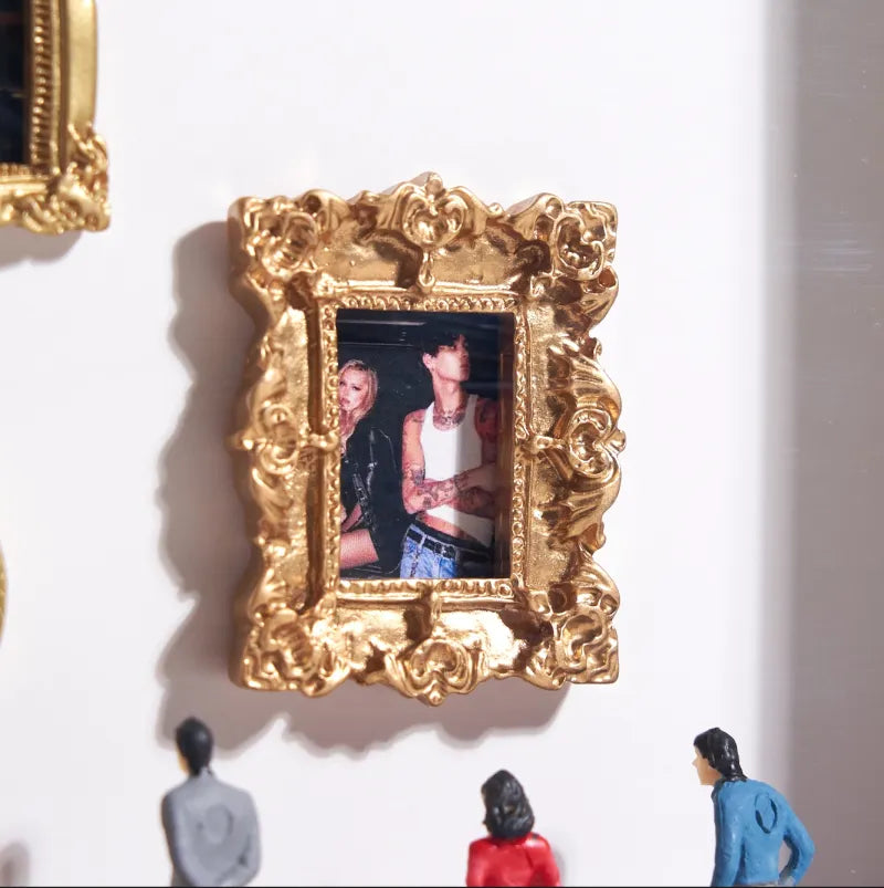 Personalized Couples Mini Museum Frame – Luigina